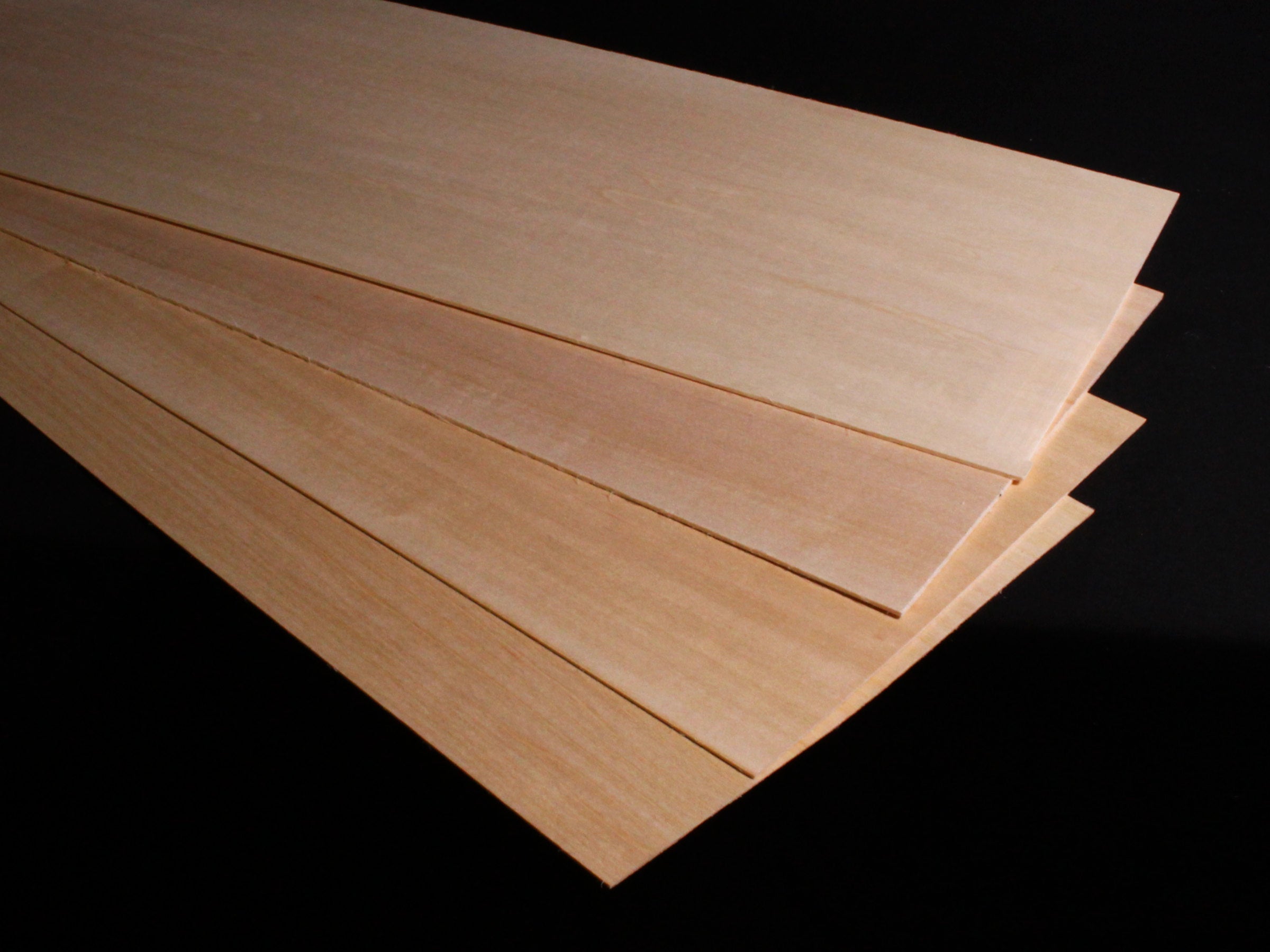 1/16x8x24 Basswood Sheets – Aloft Hobbies